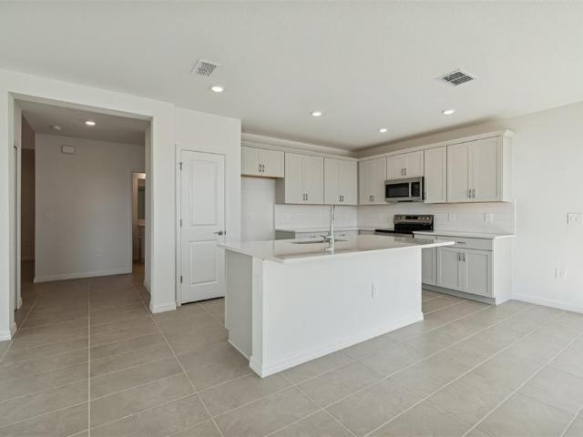 9018 Optimist Way, Palmetto, FL 34221 | MLS #R4910