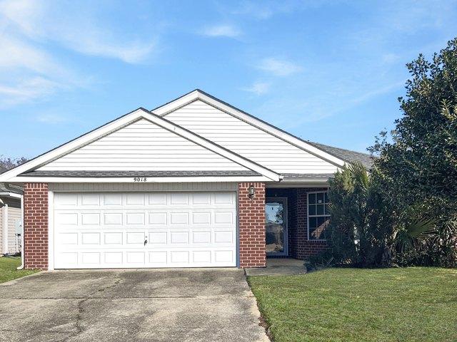 9018 Camelot Pl, Pensacola, FL 32534