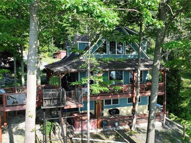 9018 Jennifer Dr, Lodi, NY 14860