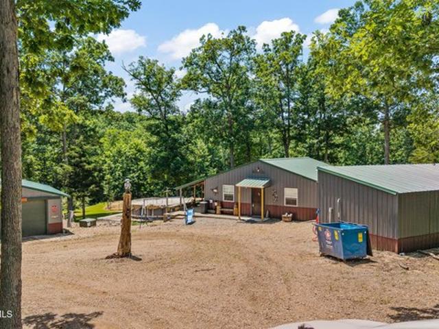 9019 State Road NN, Fulton, MO 65251