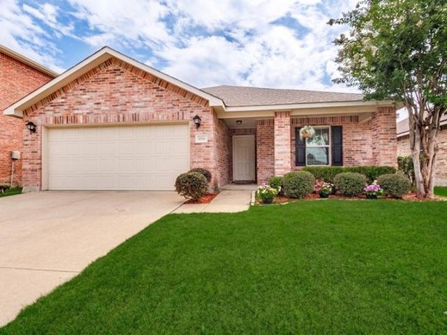 9010 Cloudveil Dr, Arlington, TX 76002