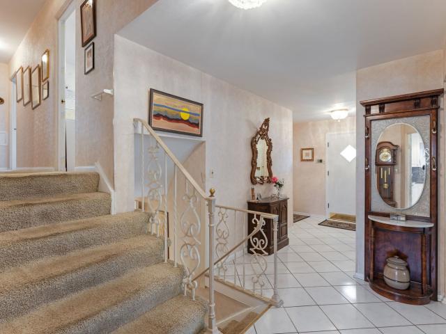 9010 Pottawattami Dr, Skokie, IL 60076 | MLS #12642