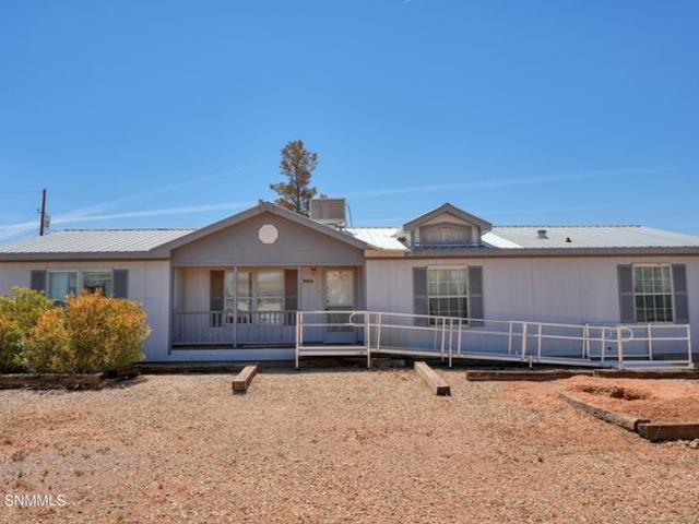 9010 Red Roof Ct, Las Cruces, NM 88012