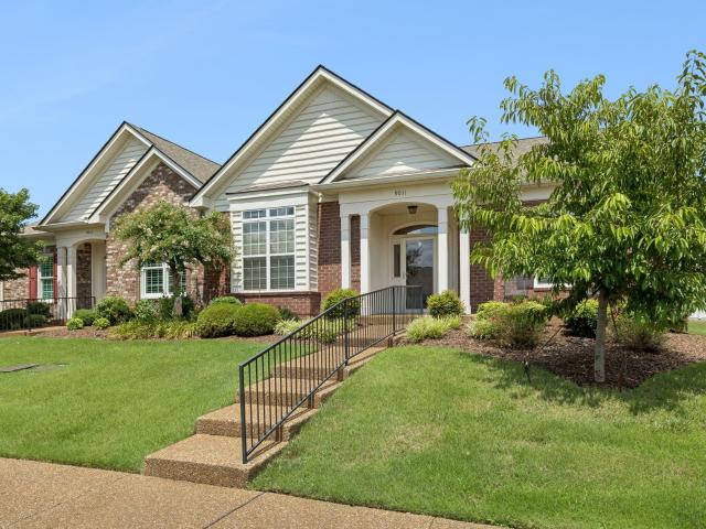 9011 Sunrise Cir