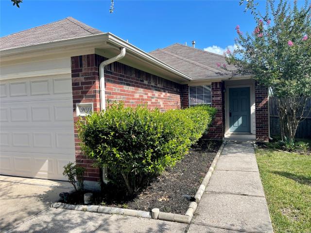 9011 Serena Ln, Humble, TX 77338 | MLS #11187 | Compass