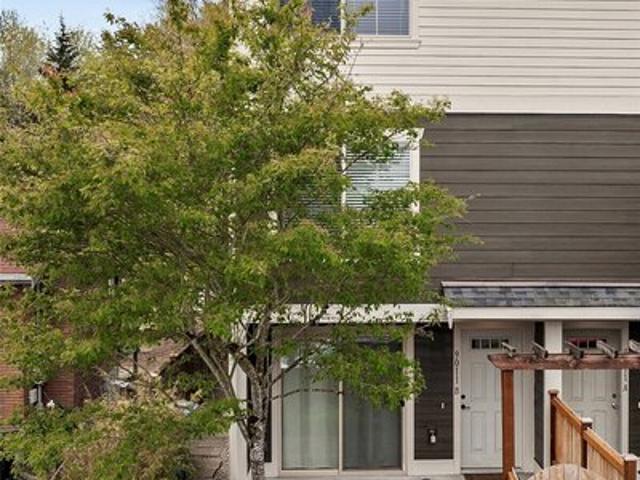 9011 46th Ave S Unit B, Seattle, WA 98118