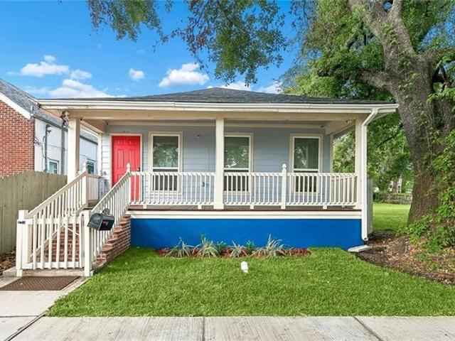 9012 Hickory St, New Orleans, LA 70118