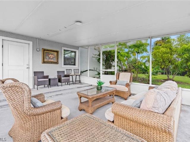 9012 S Indio Ct, LaBelle, FL 33935 | MLS #2026010