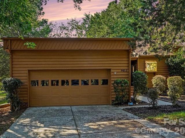9013 St Croix Ln, Charlotte, NC 28277