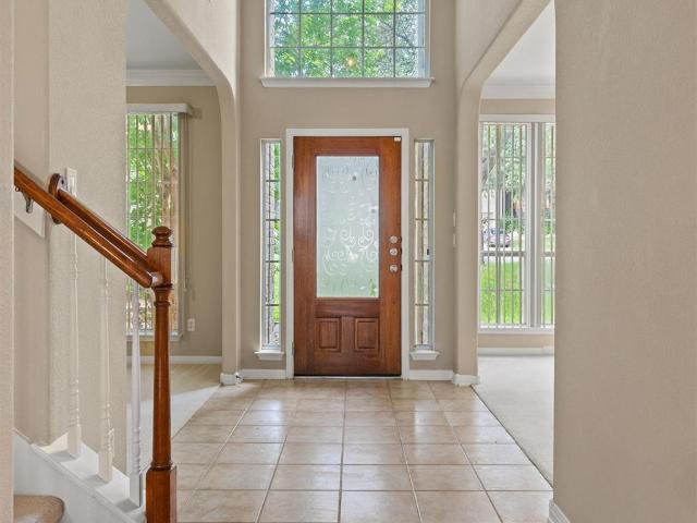 9013 Sautelle Ln