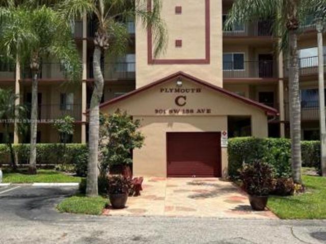 901 138th Ave SW #206C, Pembroke Pines, FL 33027