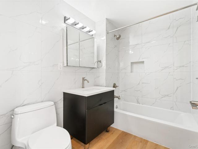 901 60th Street 3A
