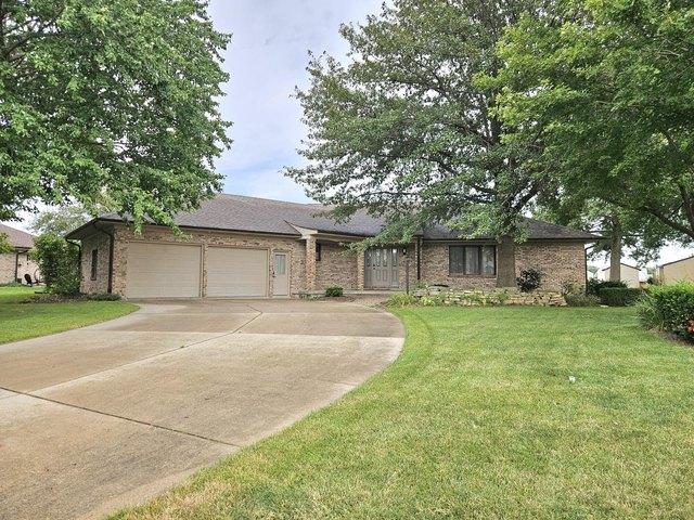 901 8th Ave, Durant, IA 52747
