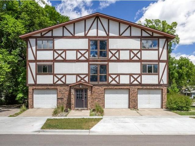 901 8th Ave N Apt 201, Fargo, ND 58102