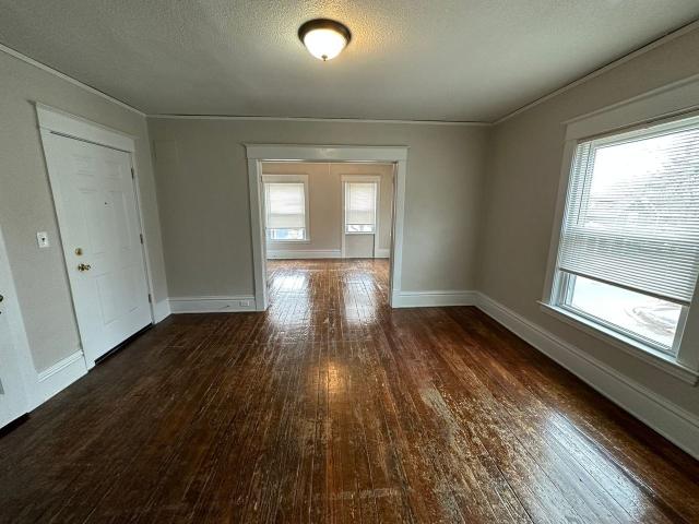 901 903 Logan SE 2 Bedroom Apartment for Rent at 901 Logan St Se, Grand Rapids, MI 49506 Baxter