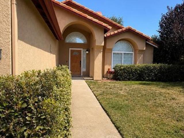 901 Calvert Ave, Lompoc, CA 93436