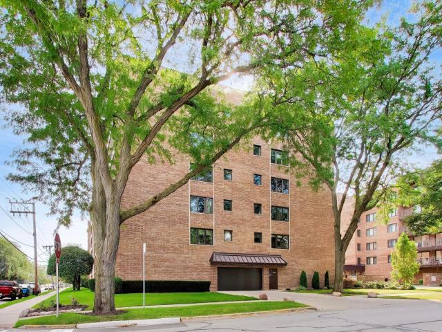 901 Center Street # 403