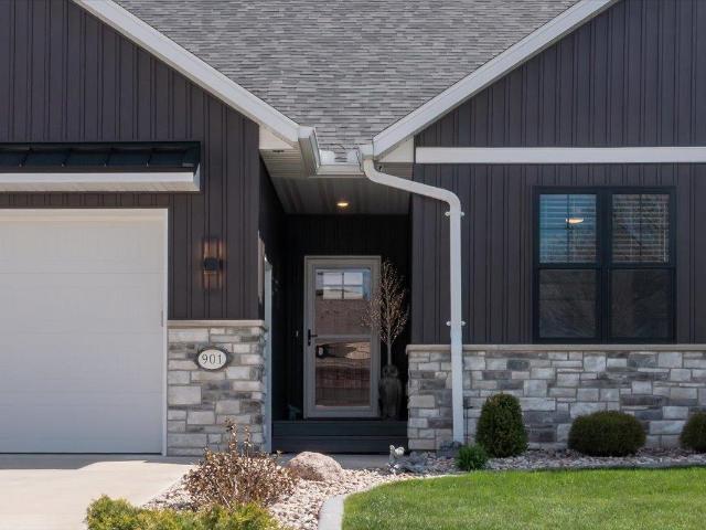 901 clover court