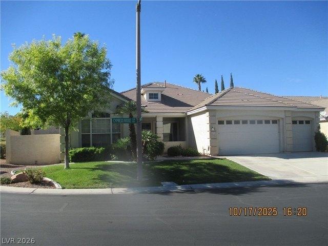 901 Cypress Ridge Ln, Las Vegas, NV 89144