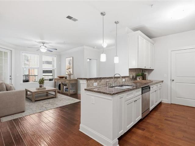 901 Abernathy Road 3080