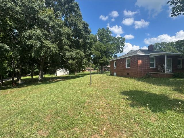 901 Airline Road