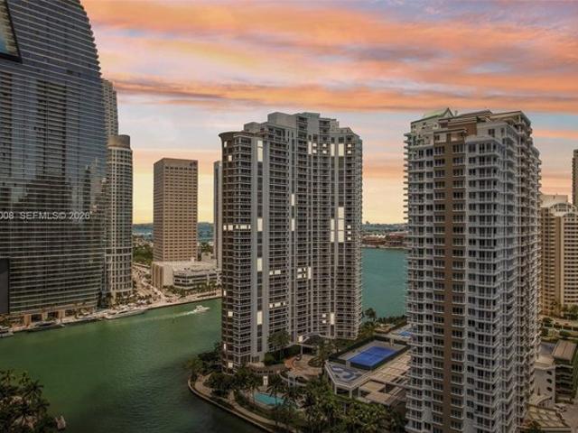901 Brickell Key Blvd Apt 1009, Miami, FL 33131