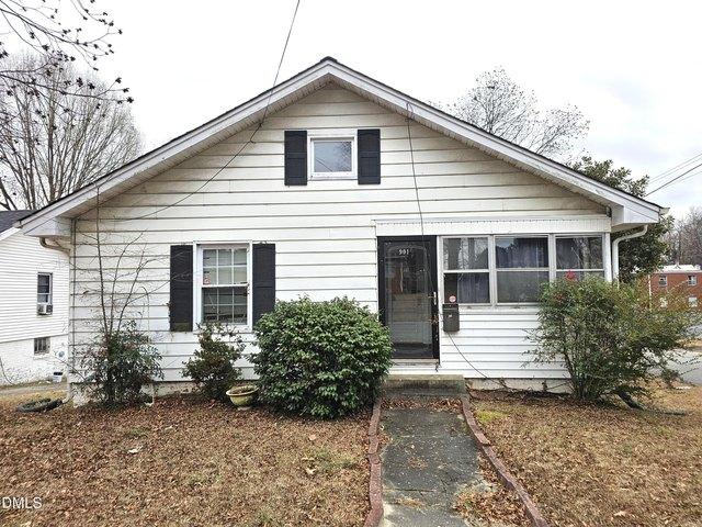 901 Grace Ave, Burlington, NC 27217