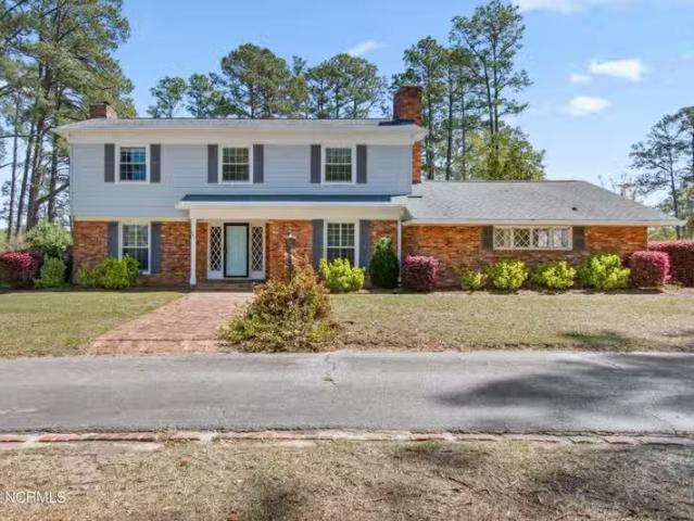 901 DOGWOOD DR, FAIRMONT, NC 28340 Single Family Residence For.