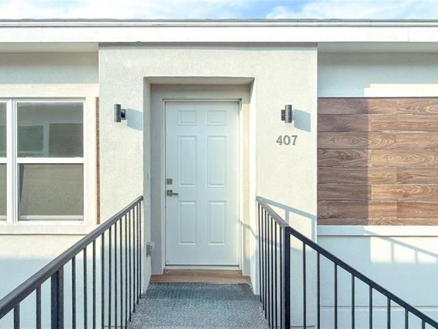 901 E Yuma Avenue 407
