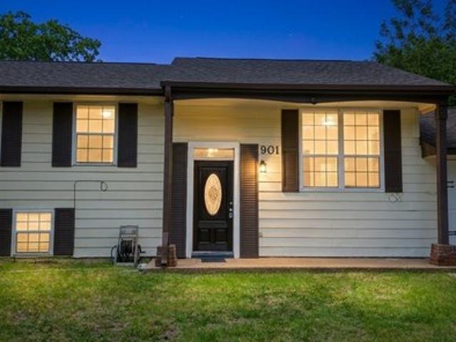 901 E Daugherty Dr, Garland, TX 75041