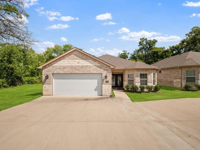 901 E Jefferson St, Van Alstyne, TX 75495