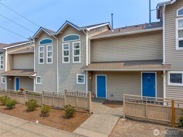 901 E Marine View Dr Unit 104, Everett, WA 98201