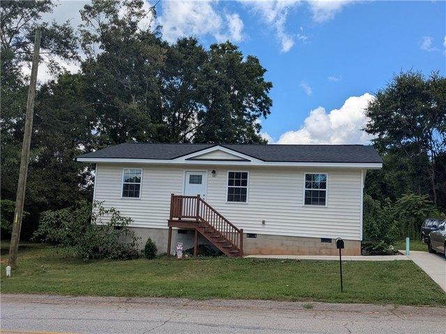 901 E South 1st St, Seneca, SC 29678