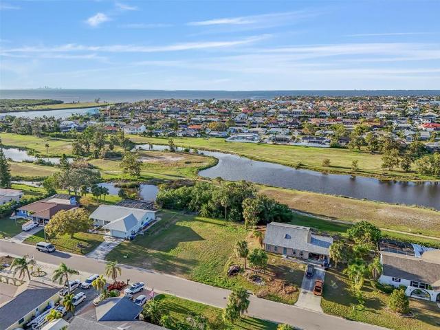 901 Eagle Ln, Apollo Beach, FL 33572 | MLS #TB8466