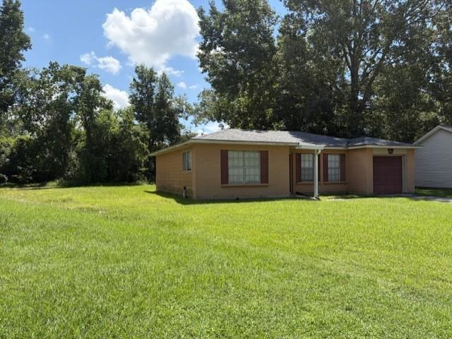 901 Forest Loop