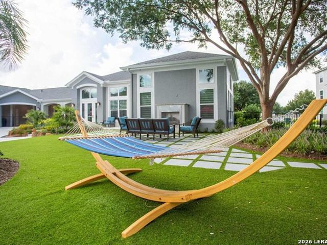 901 Farm To Market 517 Rd W, Unit 422