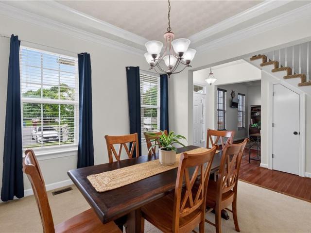 901 Hathaway CT