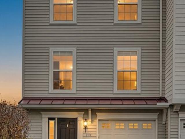 901 Heather Way Unit Townhouse, Morgantown, PA 19543