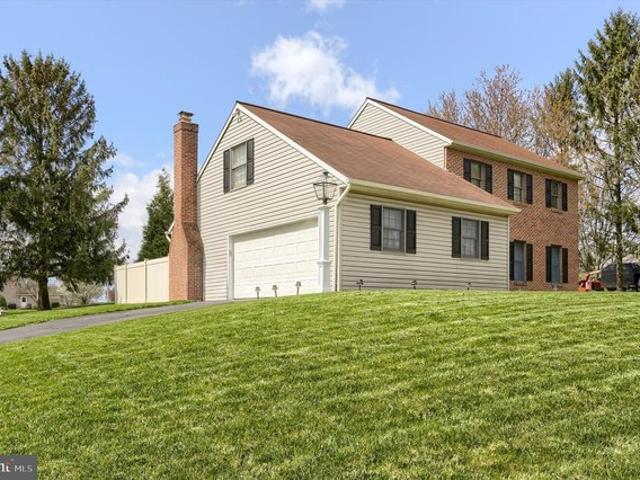901 Jade Ave, Lancaster, PA 17601