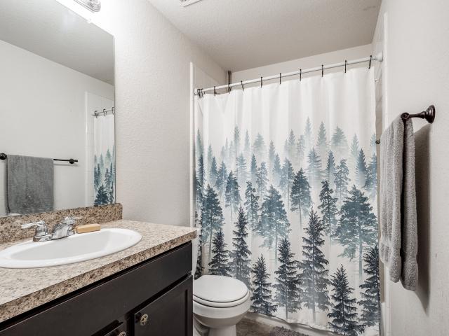 901 Jefferson Ave, Cleveland, TX 77327 | MLS #61460