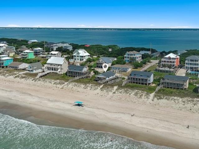 901 Ocean Dr, Emerald Isle, NC 28594