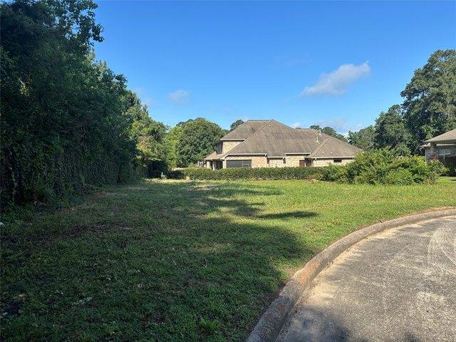 901 Longmire Rd, Conroe, TX 77304