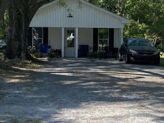 901 Lakeside Dr, Georgetown, SC 29440