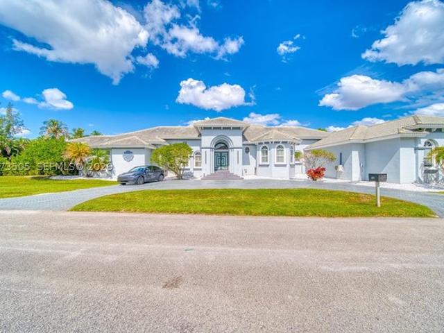 901 NW 122nd Ave, Plantation, FL 33325