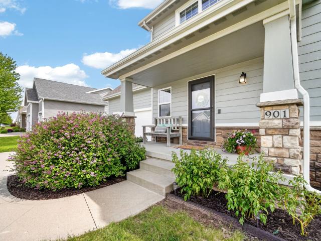 901 NW Abbie Drive