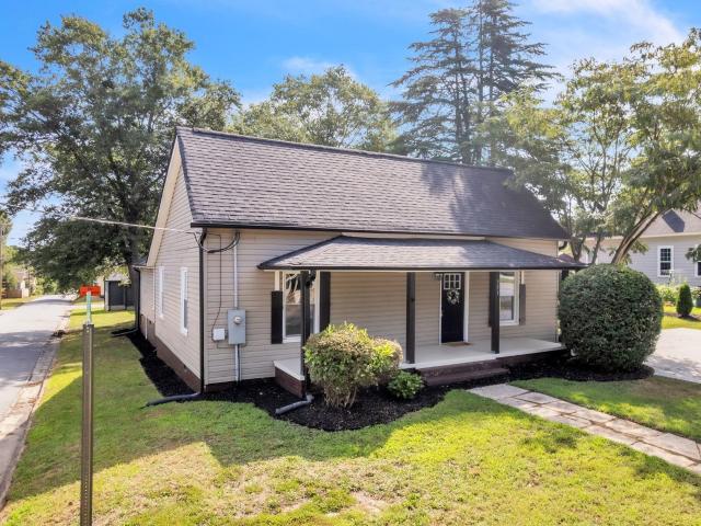 901 S 5th Street