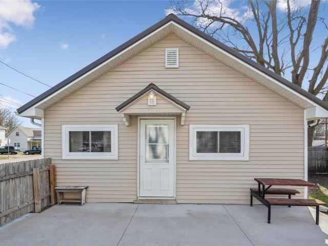 Single Family: MLS #737896