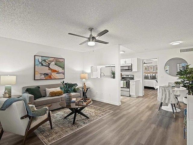 901 S Country Club Dr, Mesa, AZ 85210