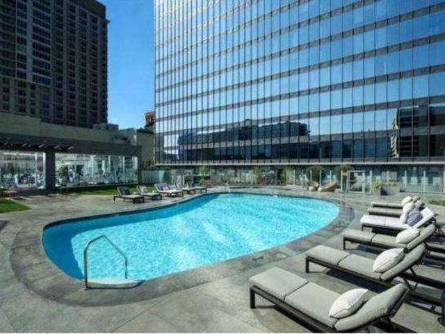 901 S Flower Street 500