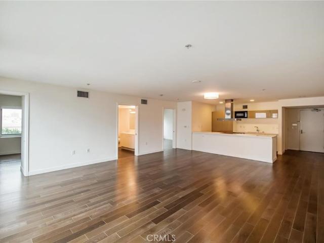 901 S Flower Street 616